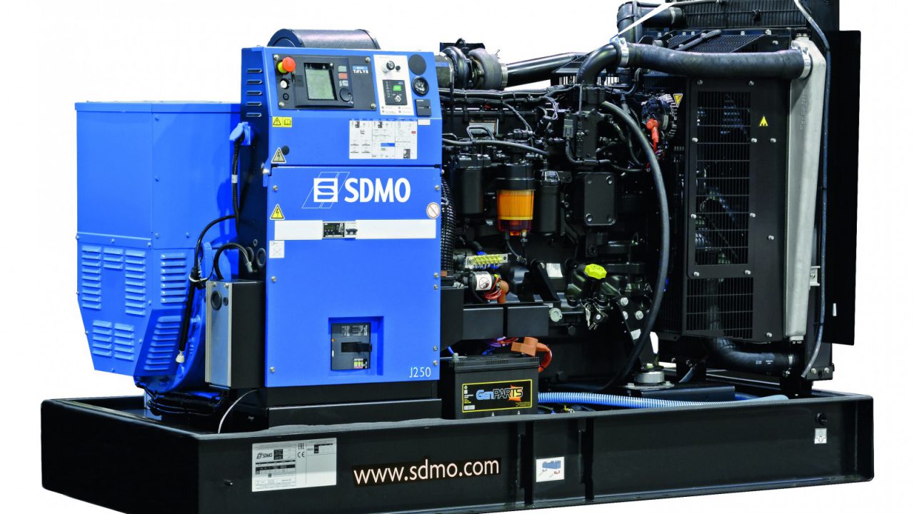 Sdmo punta sulla compattezza con John Deere | Powertrain