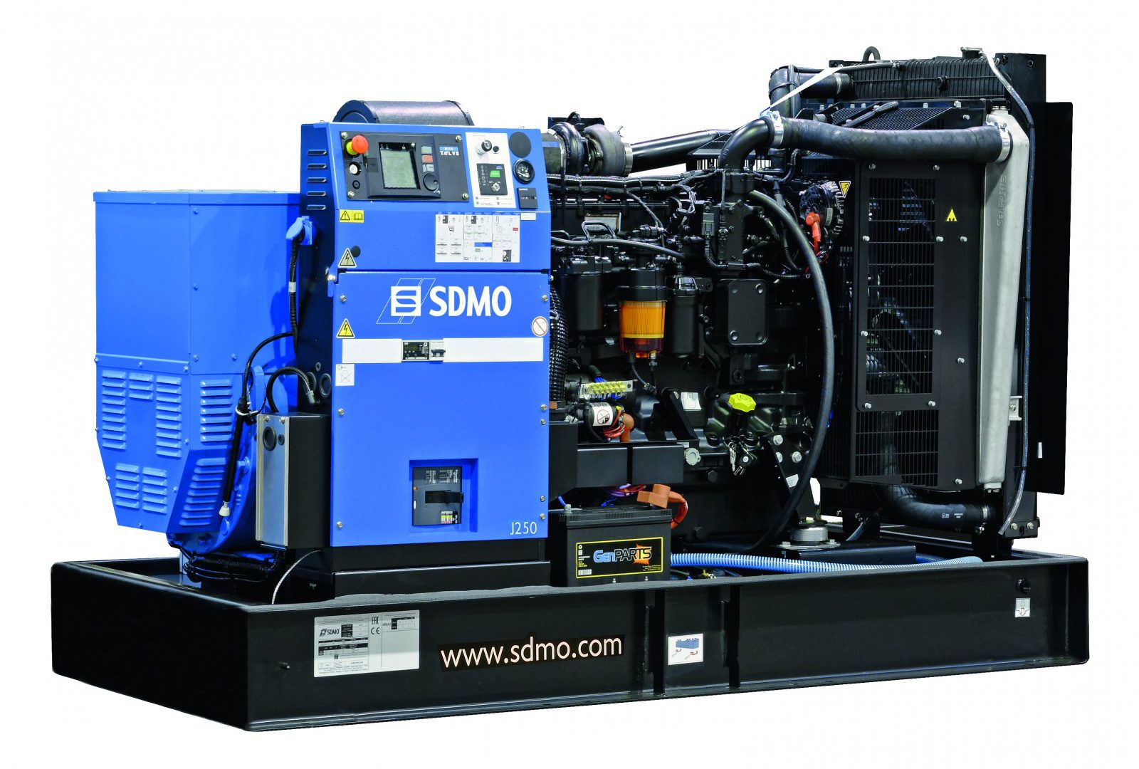 Sdmo punta sulla compattezza con John Deere | Powertrain